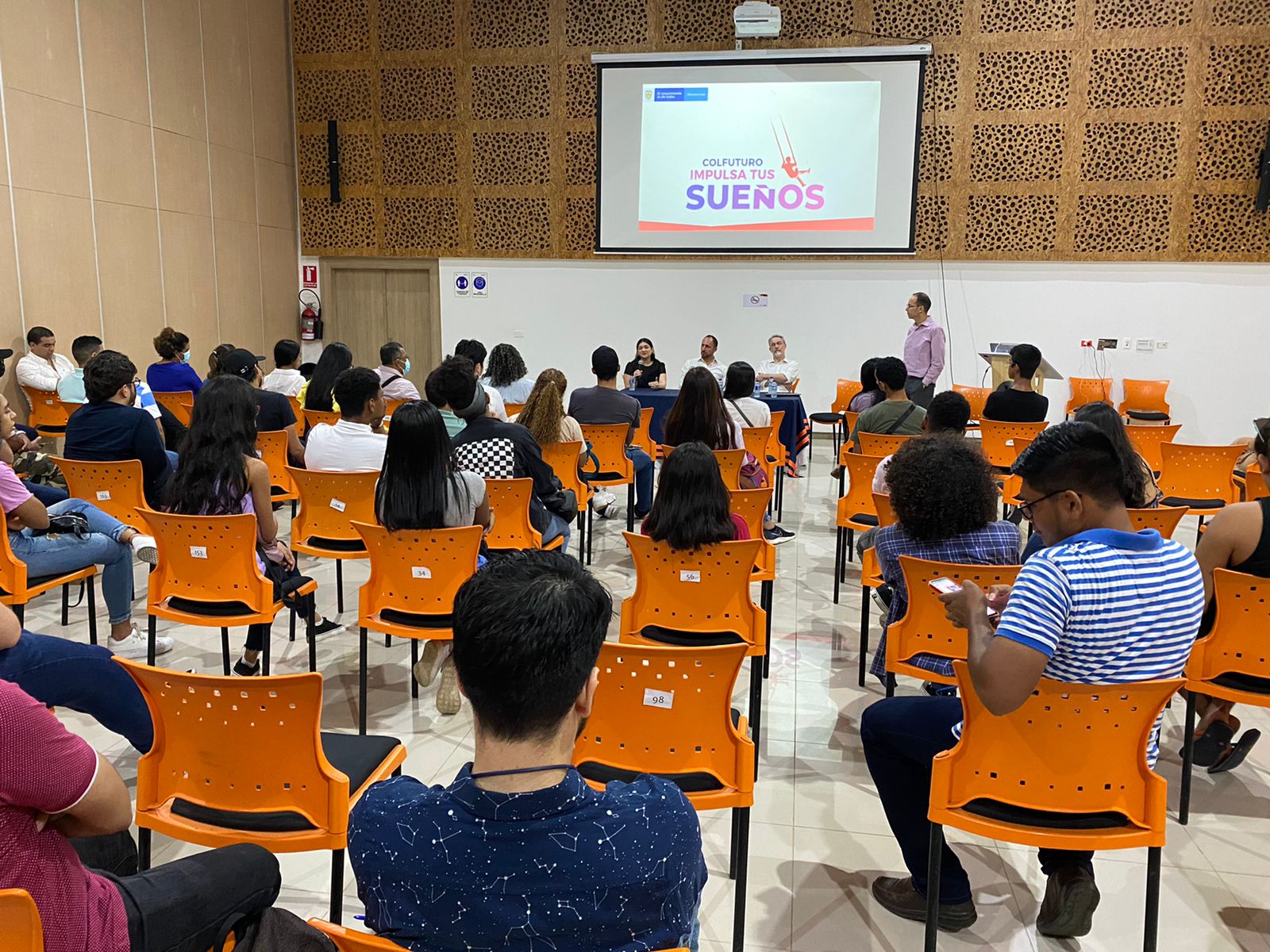 COLFUTURO llega a Medellín para asesorar a interesados en realizar posgrados en el exterior ...